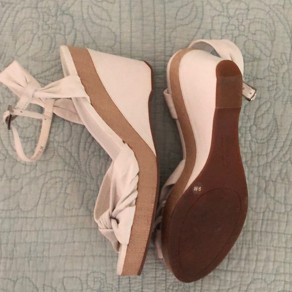 Michelle D | Shoes | Michelle D White Wedge Sandals | Poshmark